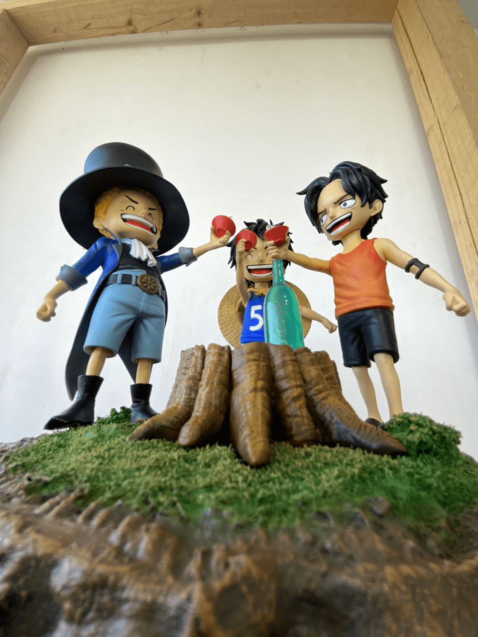 Luffy, Ace y Sabo – Don Pipo